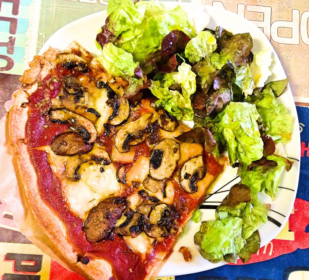 Pizza Champignons Fromage - Green & Feisty